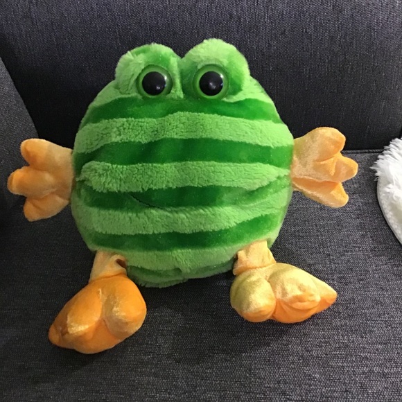 Dan Dee | Toys | Dan Dee Collectors Frog Plush Green Stuffed | Poshmark